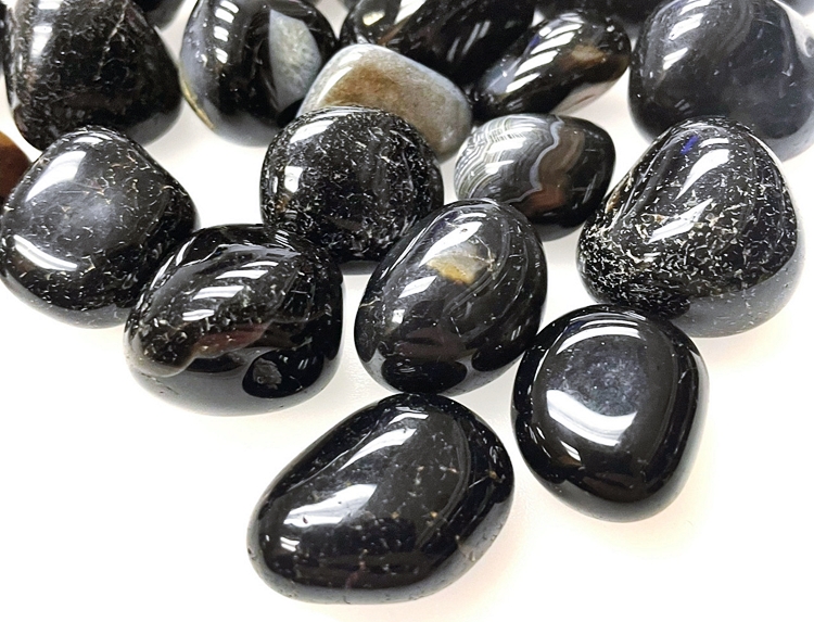 Tumbled Stones: How They're Made, Stone Types and Popular Uses - Paykoc ...