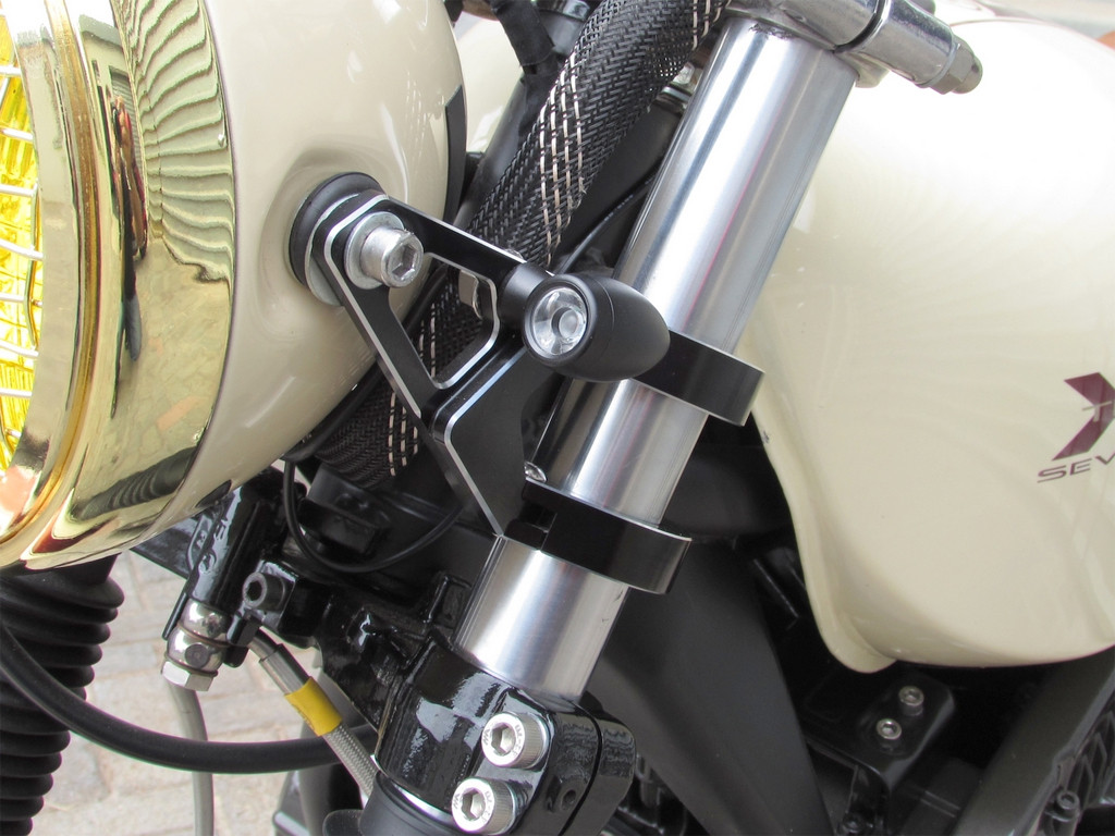 Motorcycle Billet Headlight Fork Bracket | Easy Install