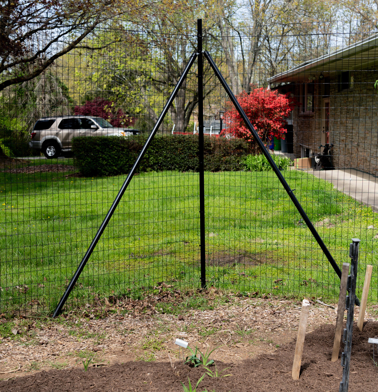 7' H Deer Fence Heavy Corner (2 Pack) - DeerBusters.com