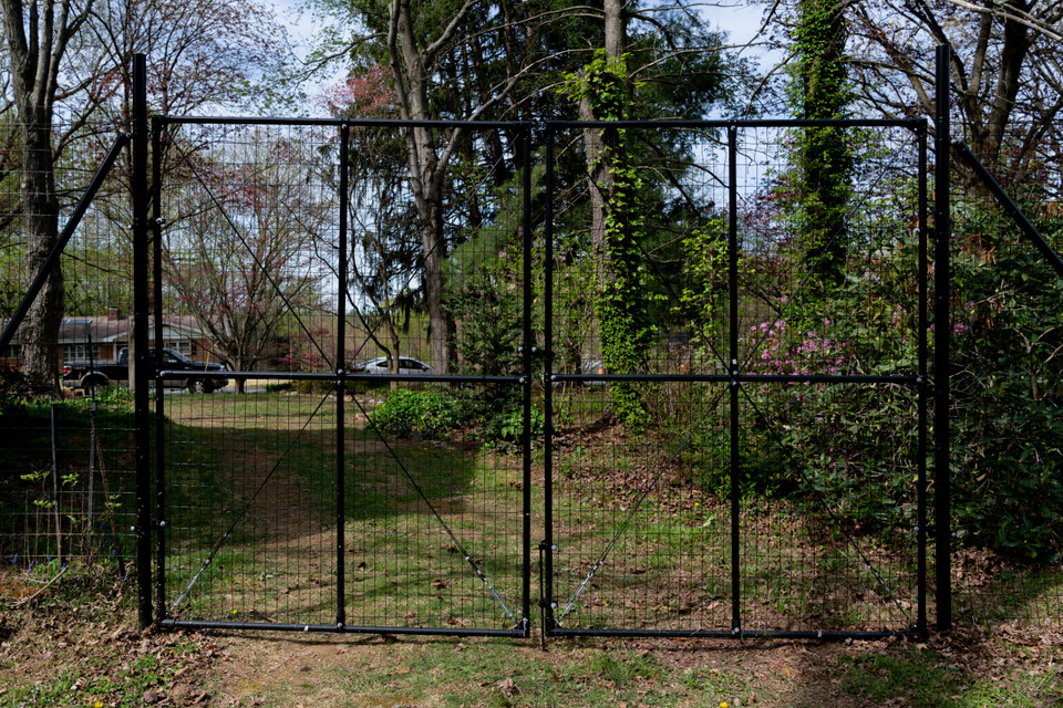 Dual Driveway Gate For 8' Deer Fence - DeerBusters.com