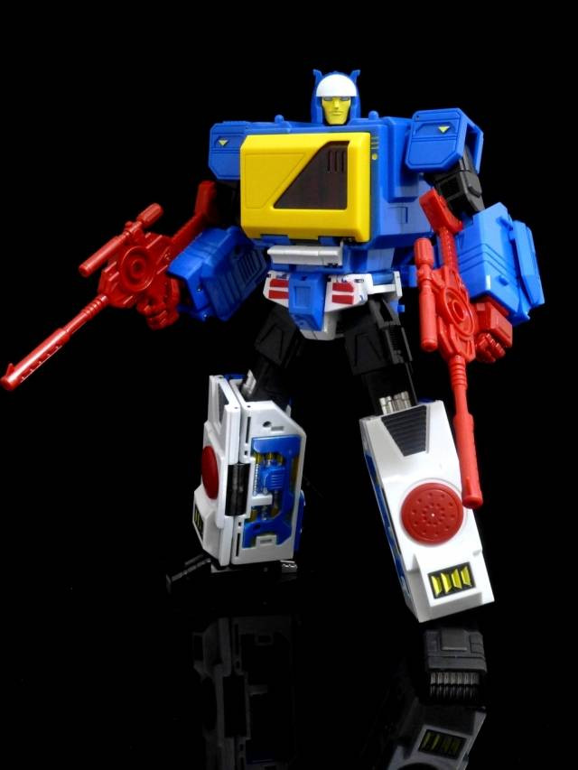 KFC - EAVI Metal Phase Four: B Doubledeck (With Stinger and Mandy ...