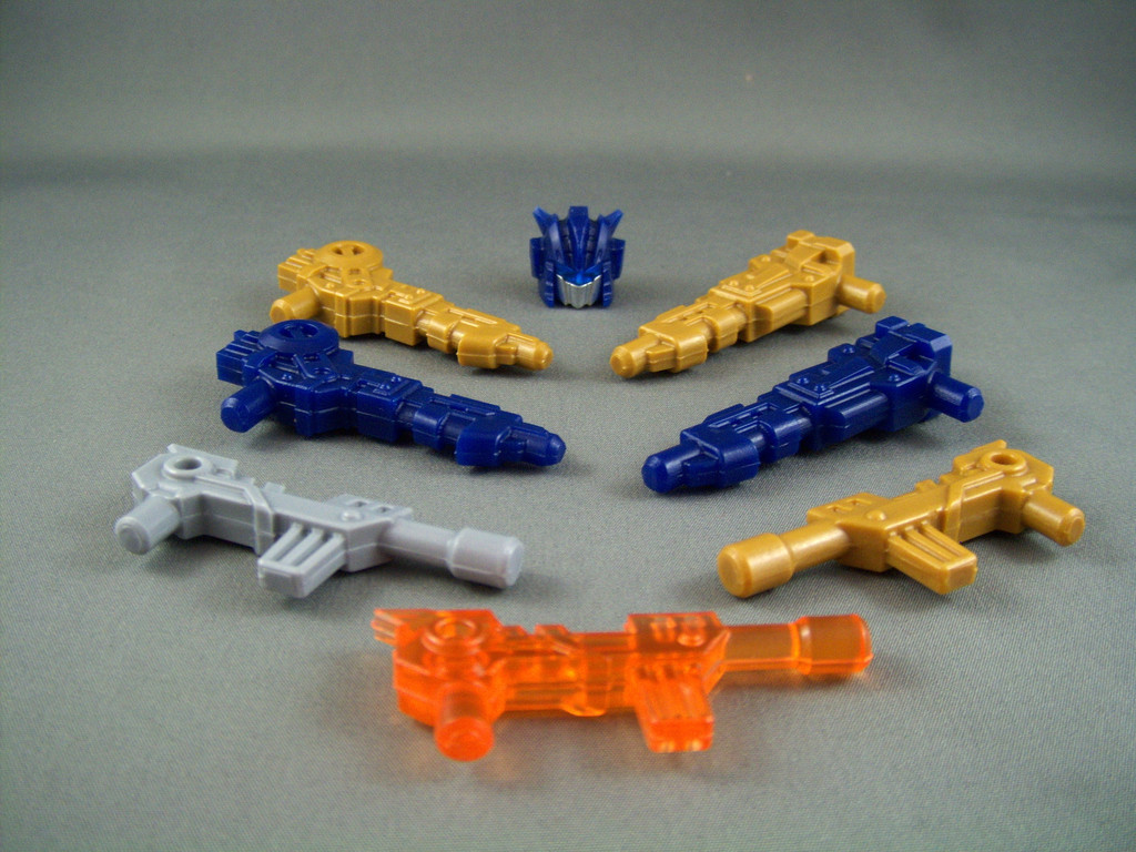 Renderform Gold Scout Kit with Exclusive Super Gold Blaster Kit - Ages ...