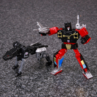 Transformers Year Of Goat Platinum Masterpiece MP-13 Soundwave with 5 Tapes