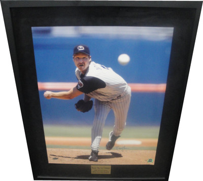 Randy Johnson Hand Signed 16x20 Photo Custom Frame Bottom Corner Damage ...