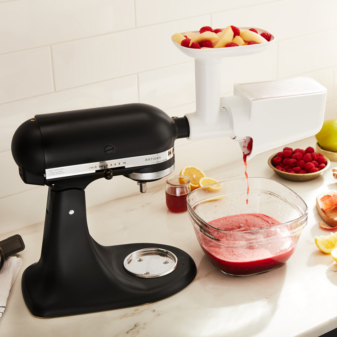 KitchenAid 5KSMFVSP Fruit & Vegetable Strainer | Juicers.co.uk