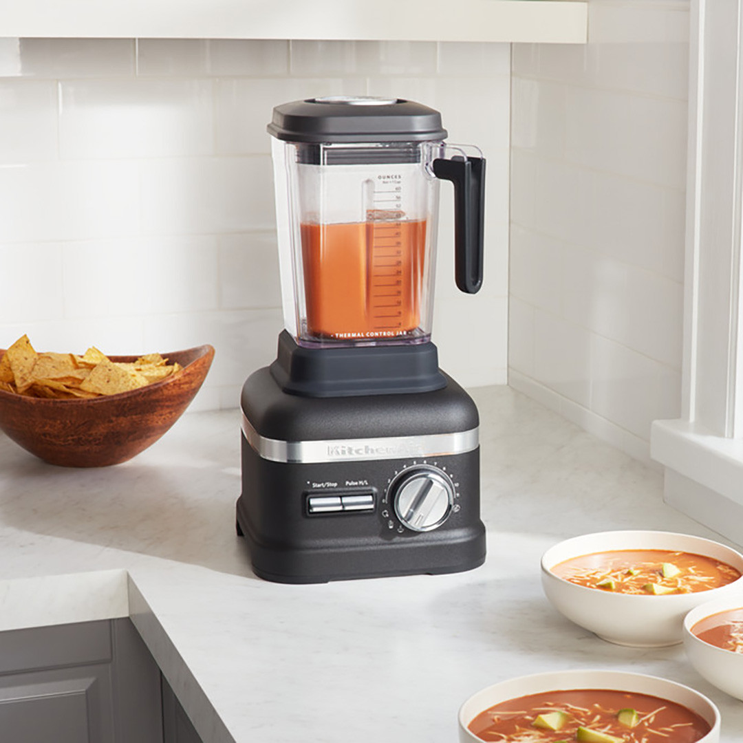 KitchenAid Artisan Power Plus Blender in Cast Iron Black | Juicers.co.uk