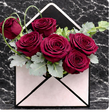 Envelope Roses Low Profile
