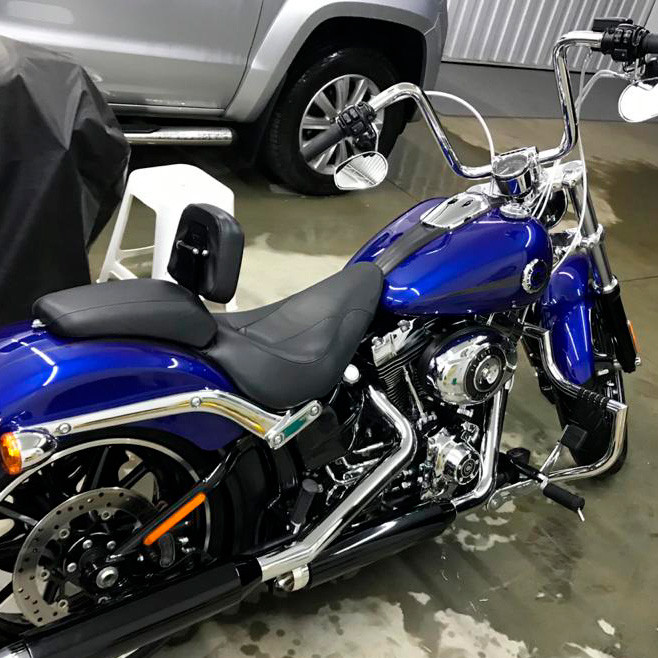 King Robust 1.1/4" Engine Guard/Crash Bar for Harley-Davidson Softail ...