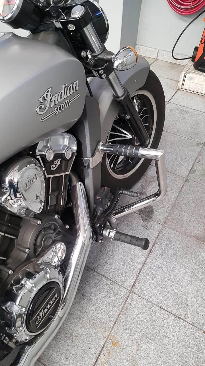 King Robust 1.1/4" Engine Guard/Crash Bar for Indian Scout - Polished ...