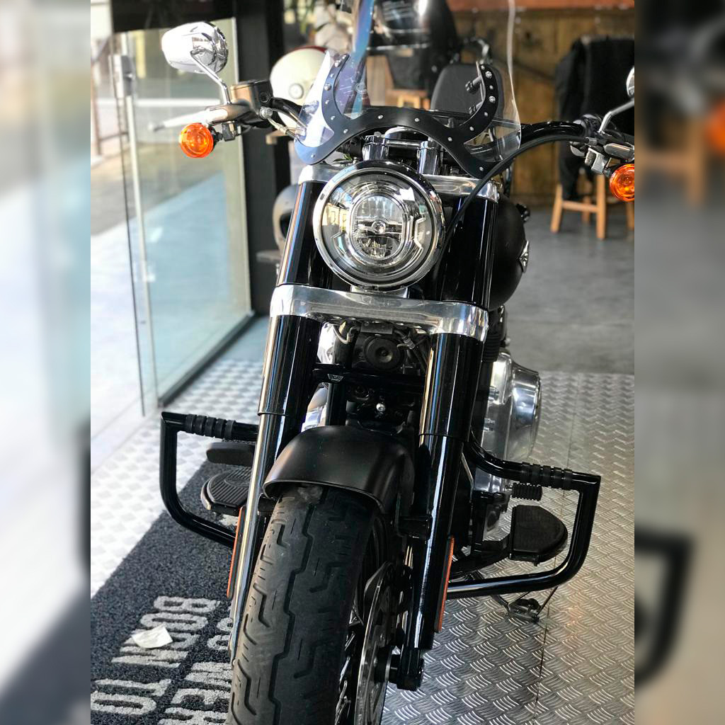 King Robust 1.1/4" Engine Guard/Crash Bar for Harley-Davidson Softail ...