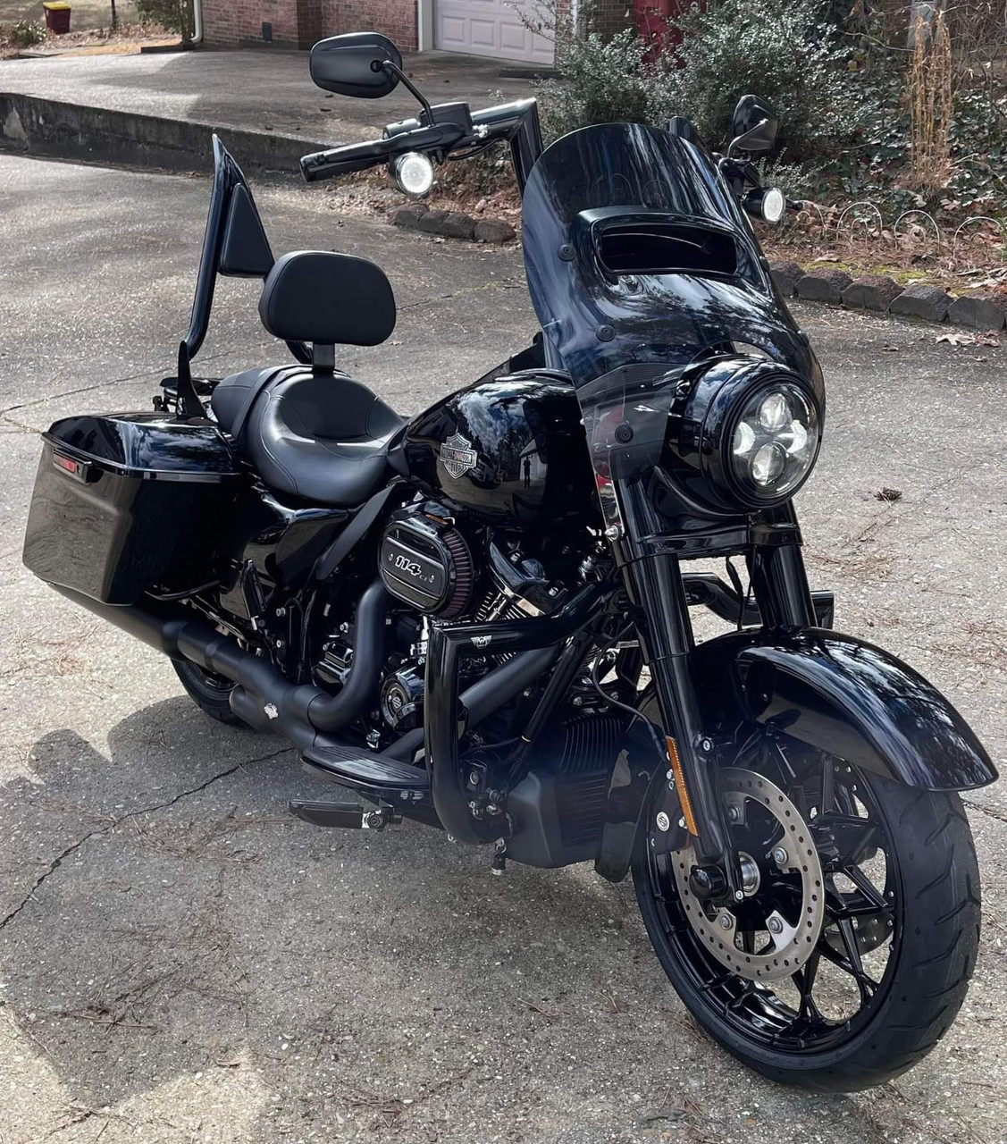 King Rhino 2" Engine Guard/Crash Bar for Harley-Davidson Touring Road ...