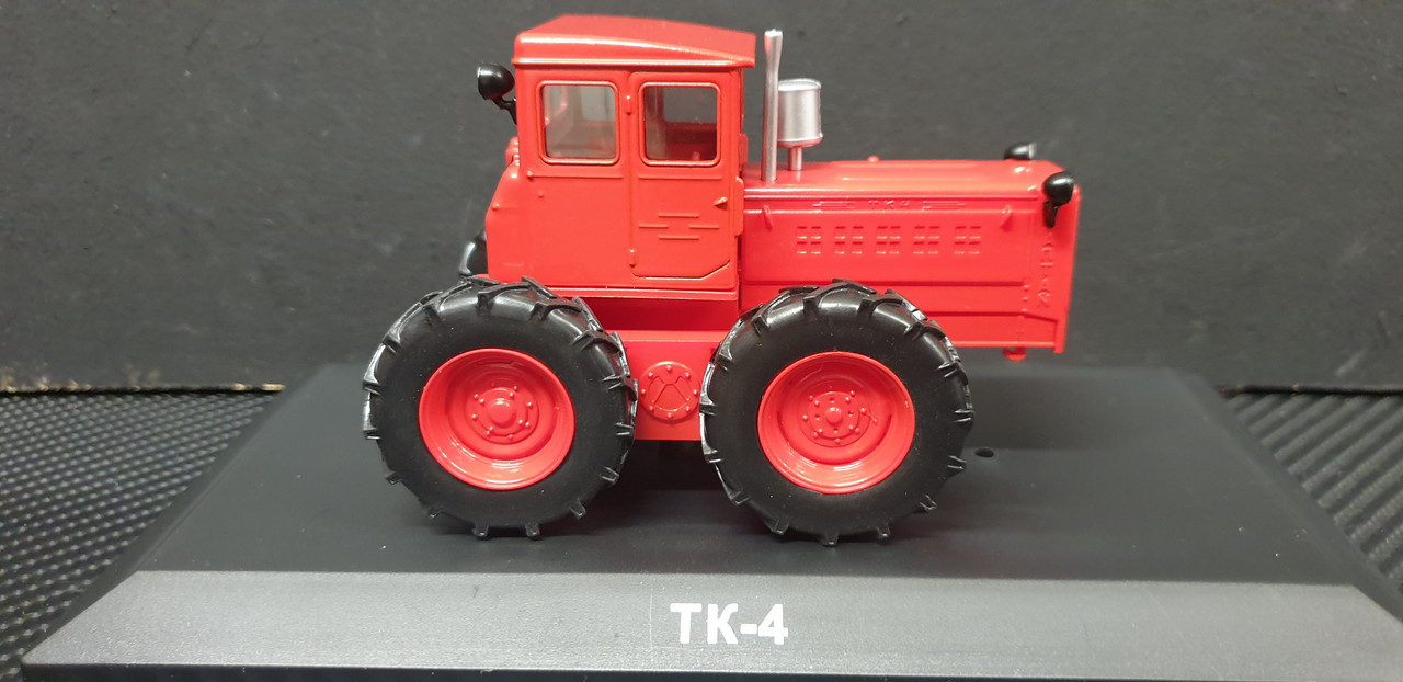 TRACTOR TK-4