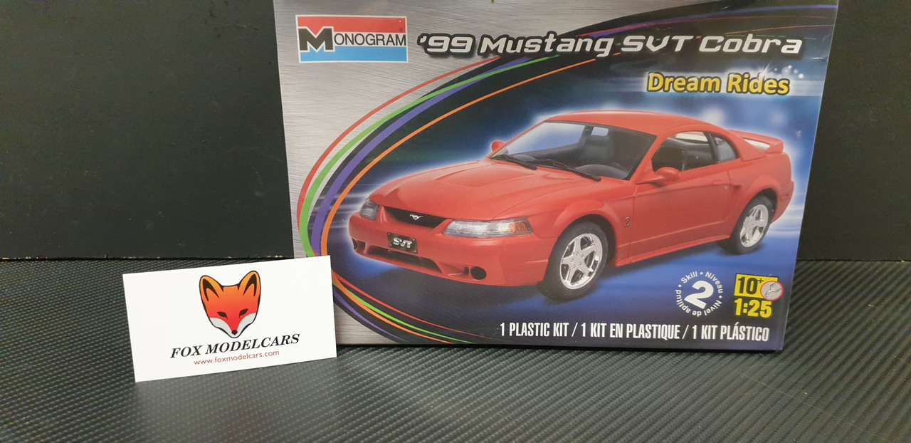 MUSTANG '99 SVT COBRA PLASTIC KIT
