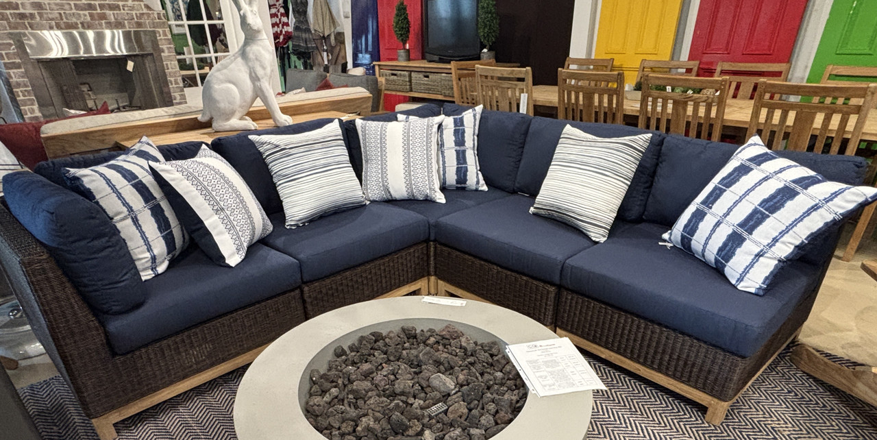 CO9 Design Sample Set (30% OFF) - Savannah Brown Wicker Sectional with ...