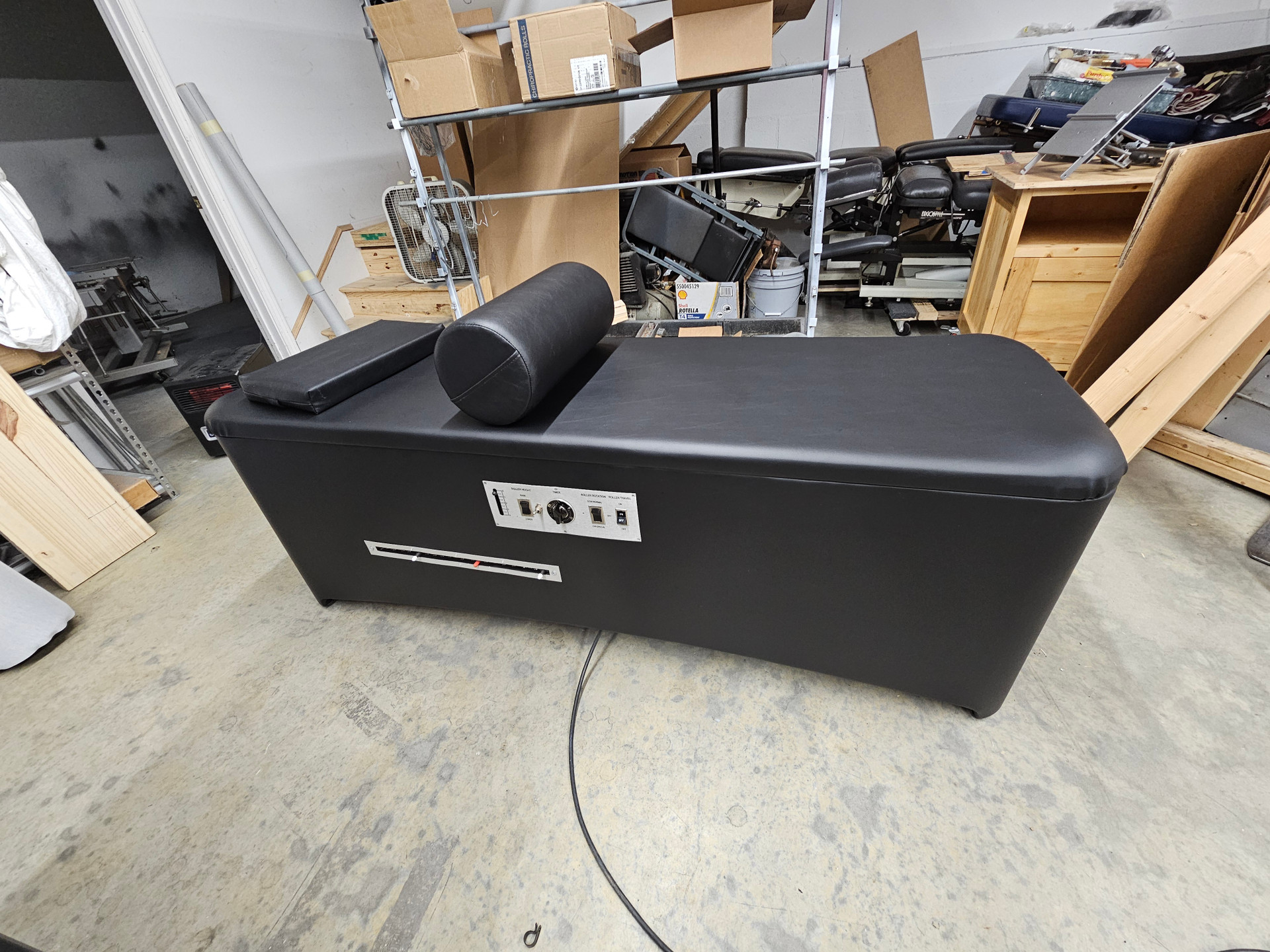 Used reconditioned Spinalator Spinalign Spinal trac roller tables ...