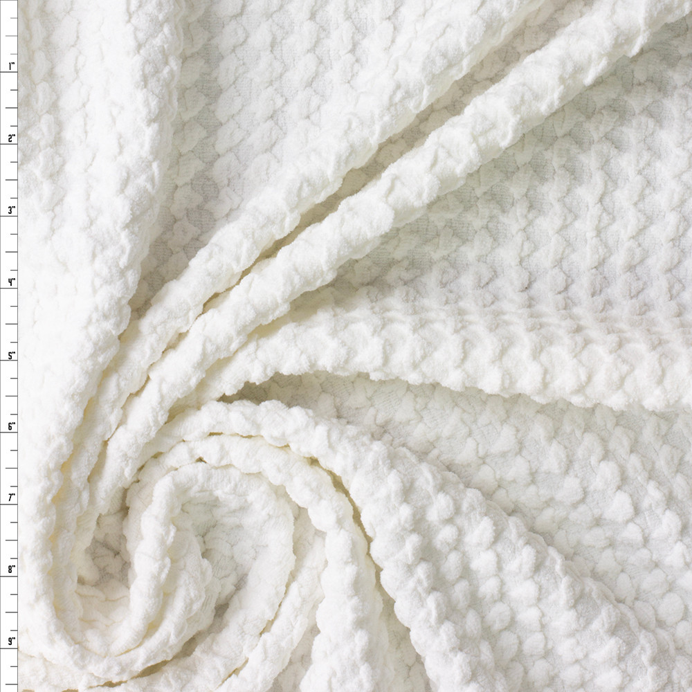 Cali Fabrics Warm White Chunky Knit Texture Double Knit #30367 Fabric ...