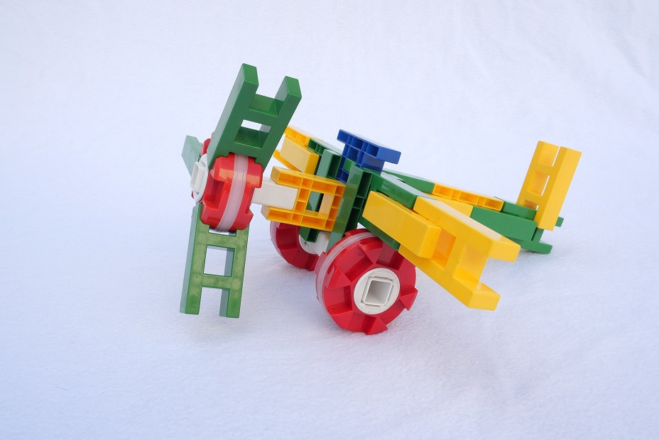 Lasy Construction double set over 200 pieces STEAM - Think Education ...