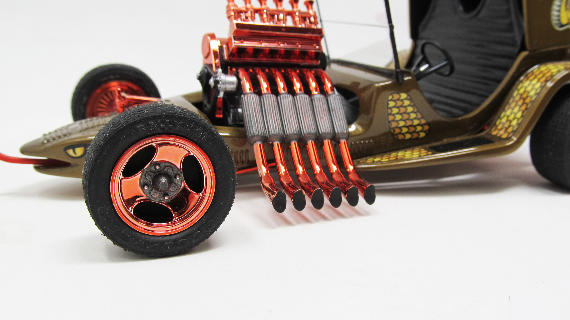 1:24 Tom Daniel - Sidewinder Custom Show Rod