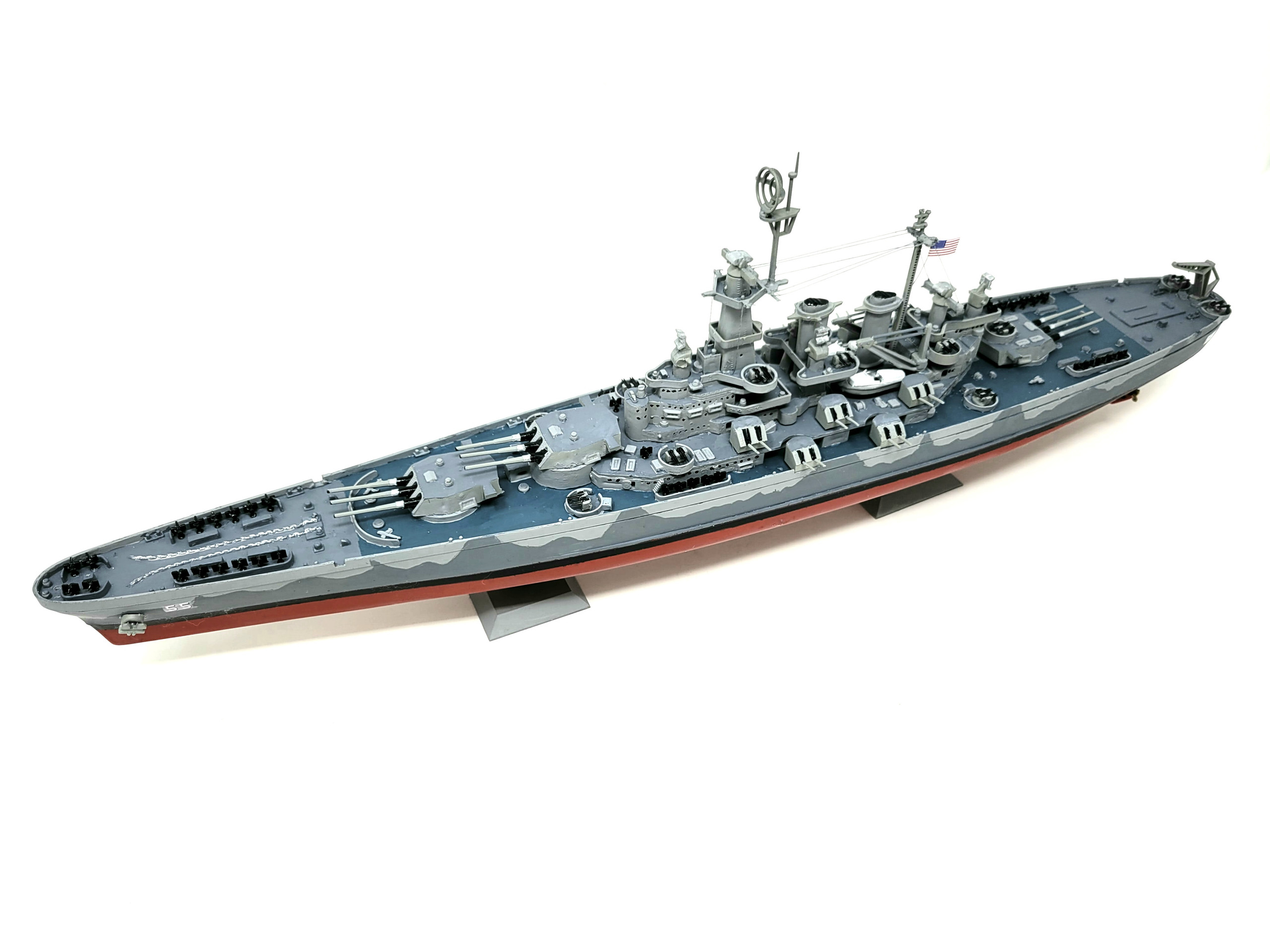 USS Wisconsin BB-64 Battleship 1/665 Plastic Model Kit