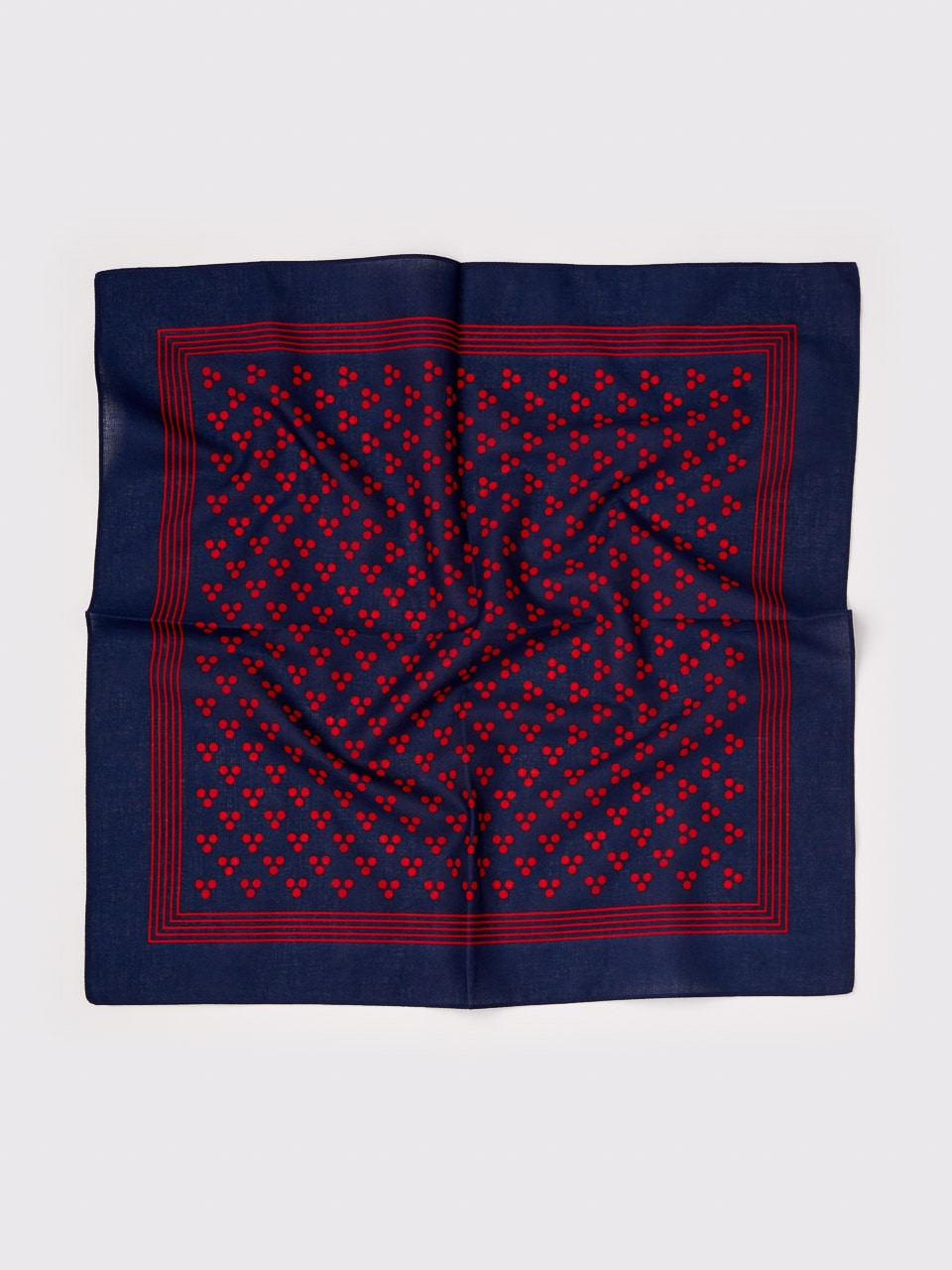 Giant Spotted Handkerchiefs | Peter Christian