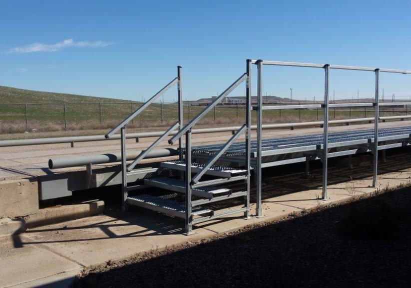 Unistrut Access Platform for Truck Weigh Station - Unistrut Midwest