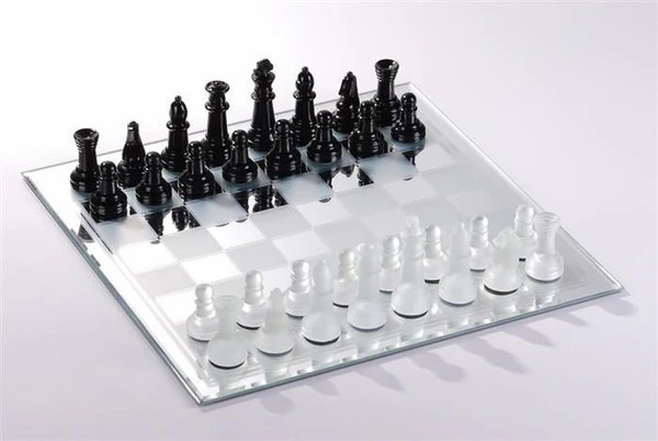 13 3/4" Mirror Board Chess Set - One Eyed Jacques