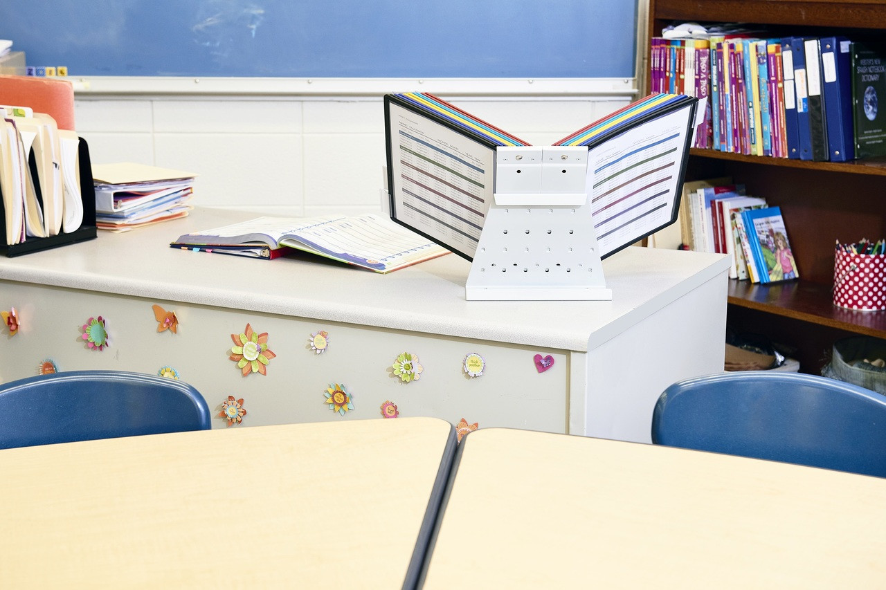 VARIO Desk Reference System, 20 Panels Assorted Colors