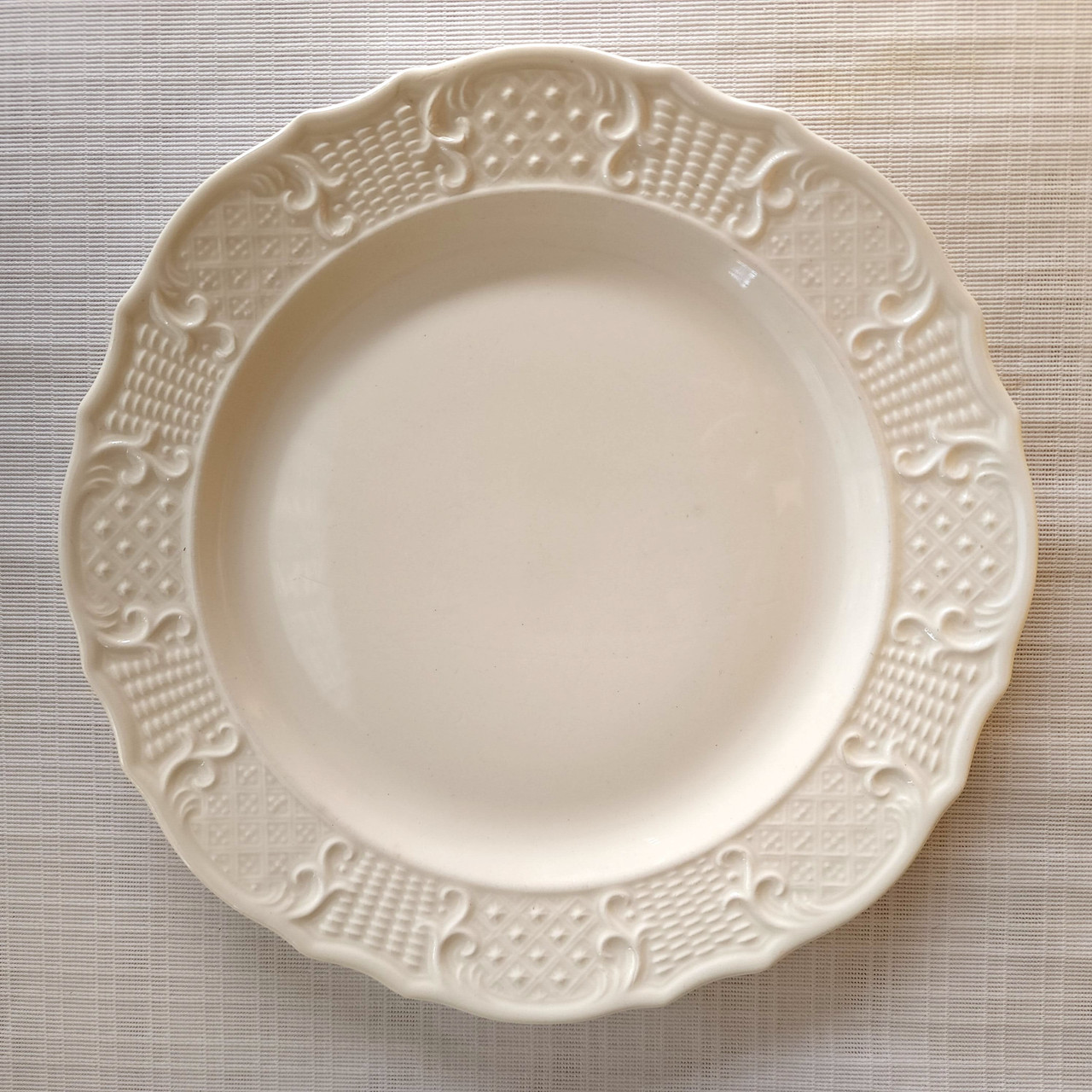 VOGUE Washington Colonial Dinner Plate