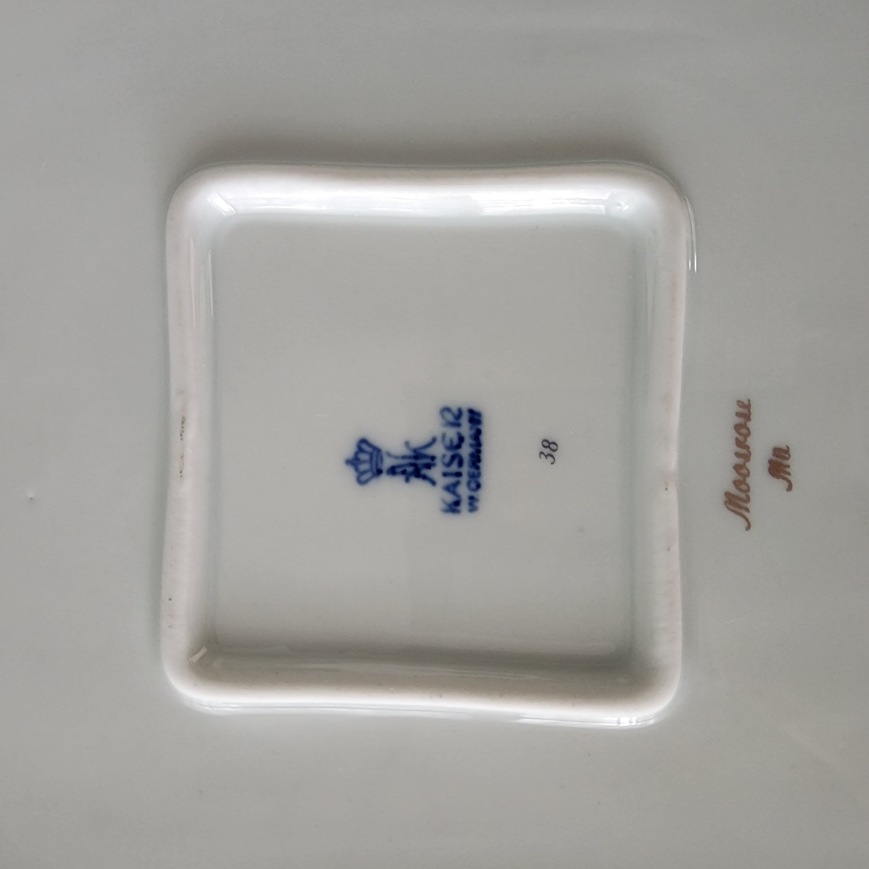 12" Kaiser Moss Rose Serving Plate West Germany