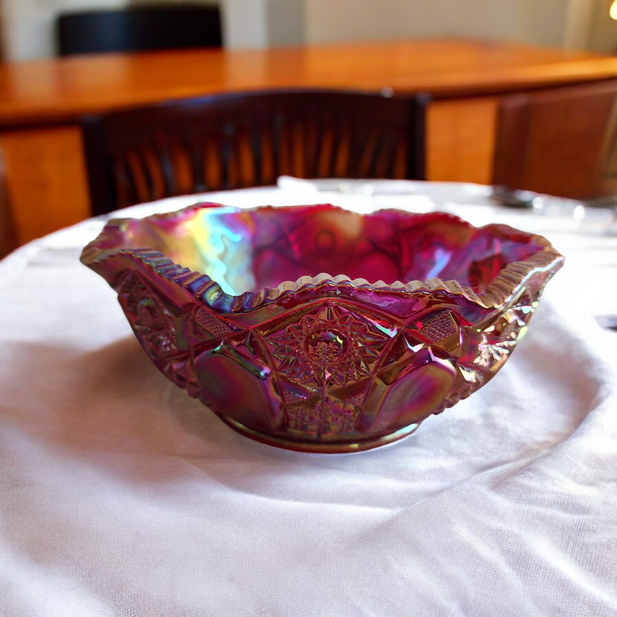 Smith Glass Quintec Ruby Carniva Round Crimped Bowl