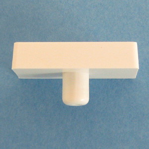 Vertical Divider Clip White 1/2" with 1/4" peg, Pkg of 50 - HANDYCT