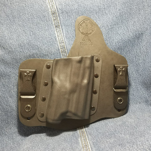 13837 CrossBreed Light Defender SMITH & WESSON M&P with Inforce APC ...