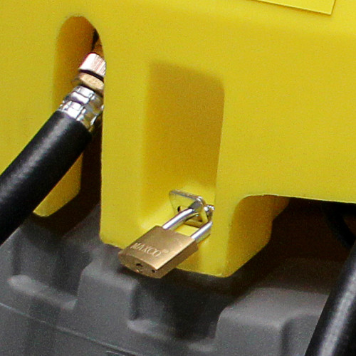 Buy 600L Poly Tanks with 12 Volt Pumps, Pump Covers and More