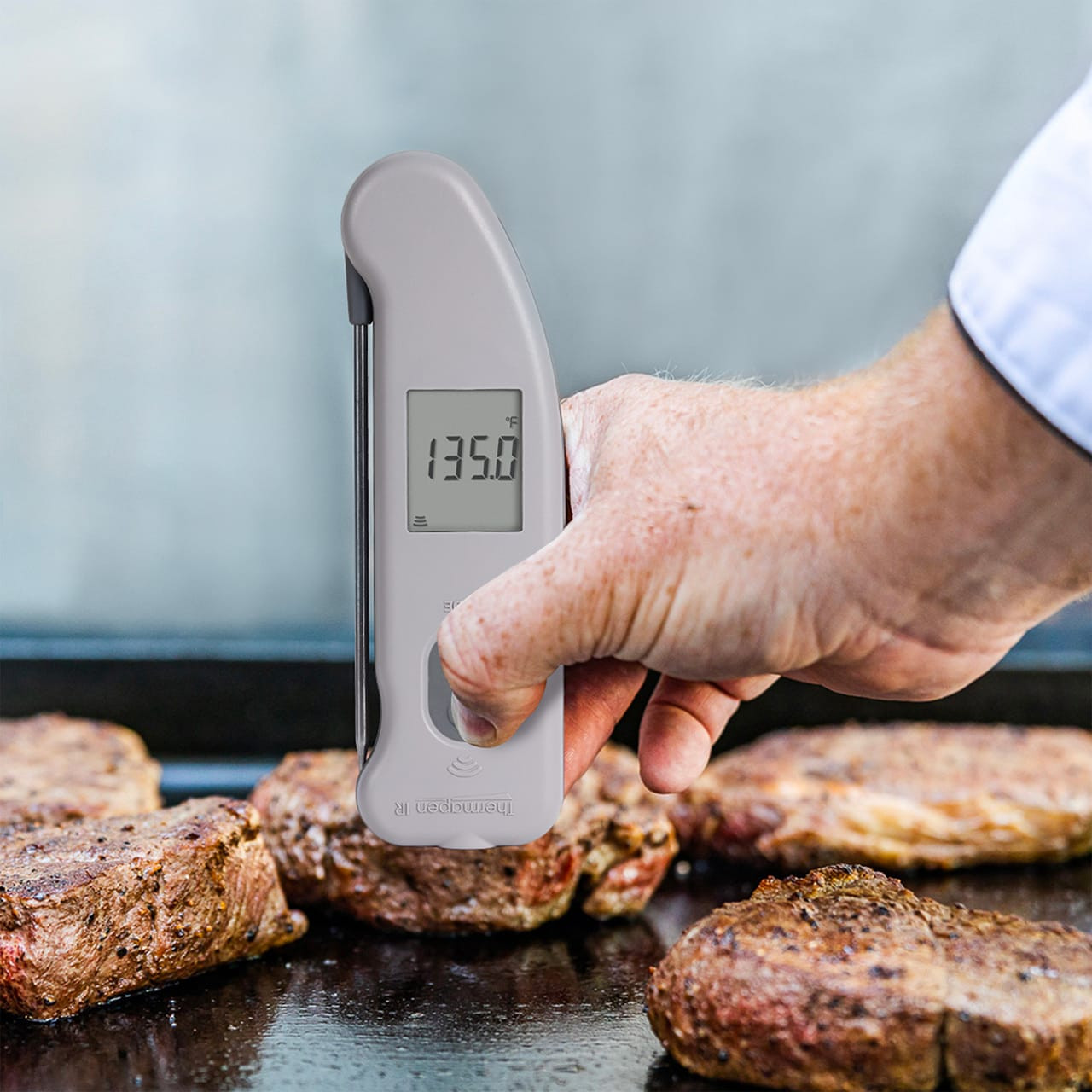 Thermapen® IR Blue - Bluetooth Infrared Temperature Probe - ThermoWorks