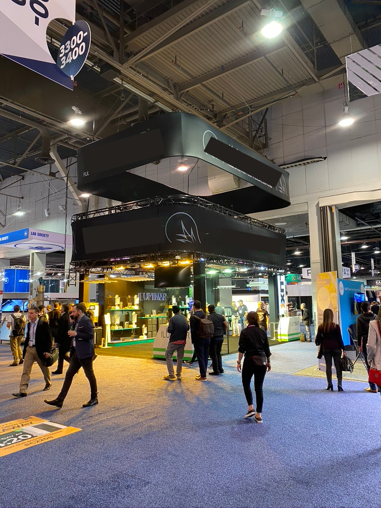 Buy a Used Preowned 20x30 Island Trade Show Booth at Low Prices | Used ...