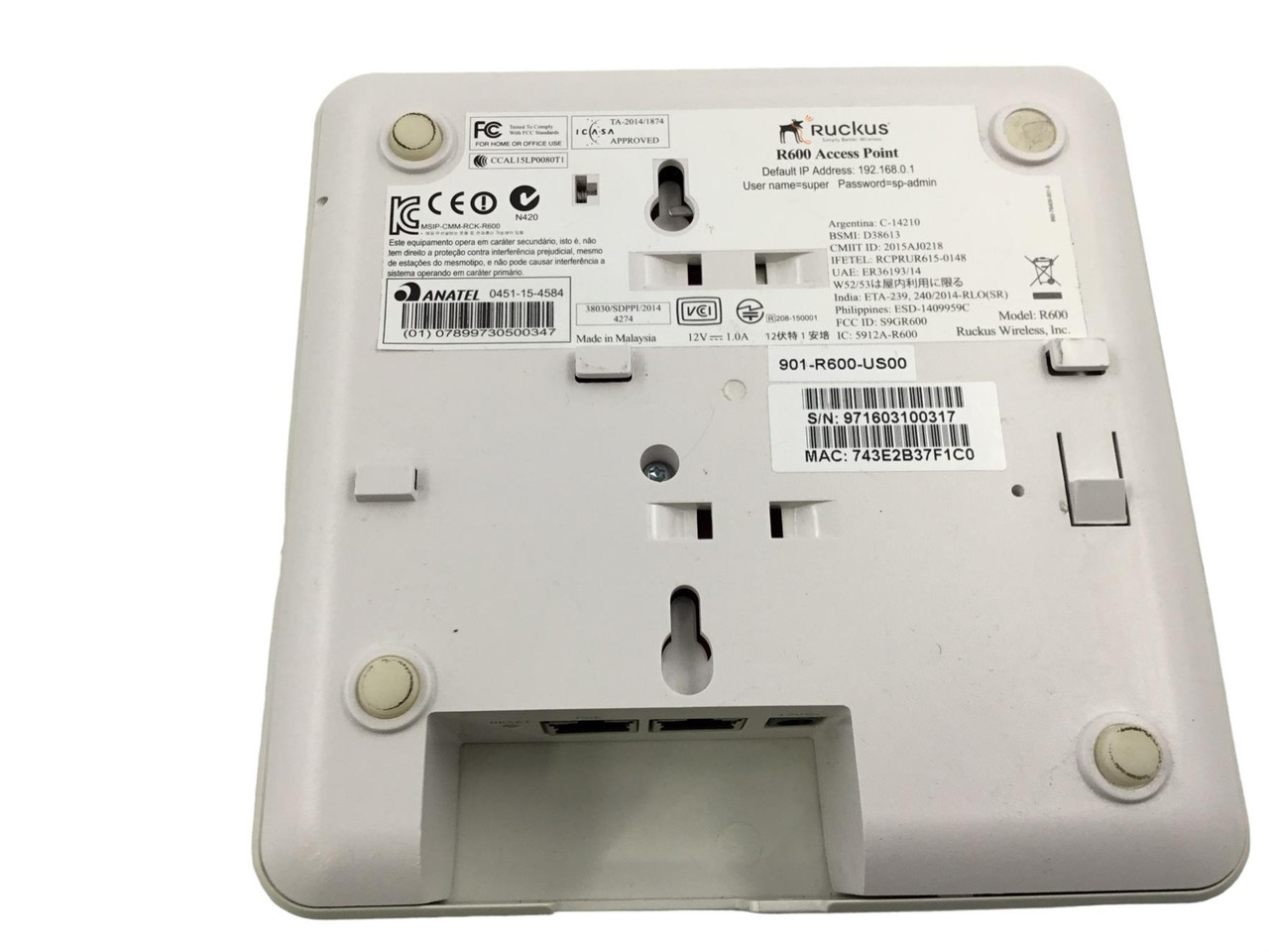 Ruckus R600 Access Point.