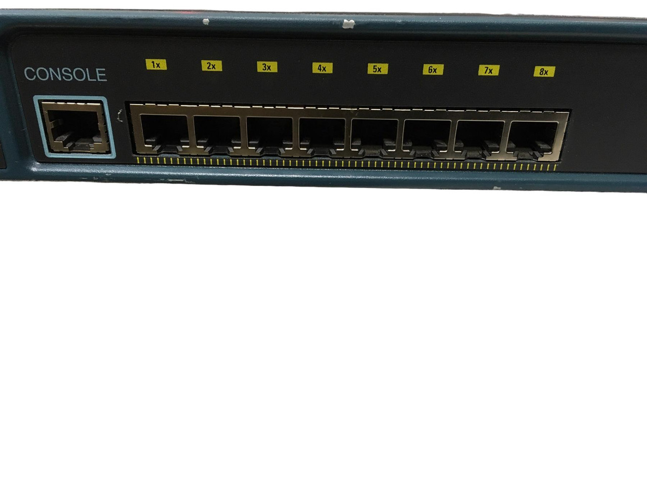 Cisco Console Catalyst 2960 Series Switch WS-C2960-8TC-L 8 RJ45