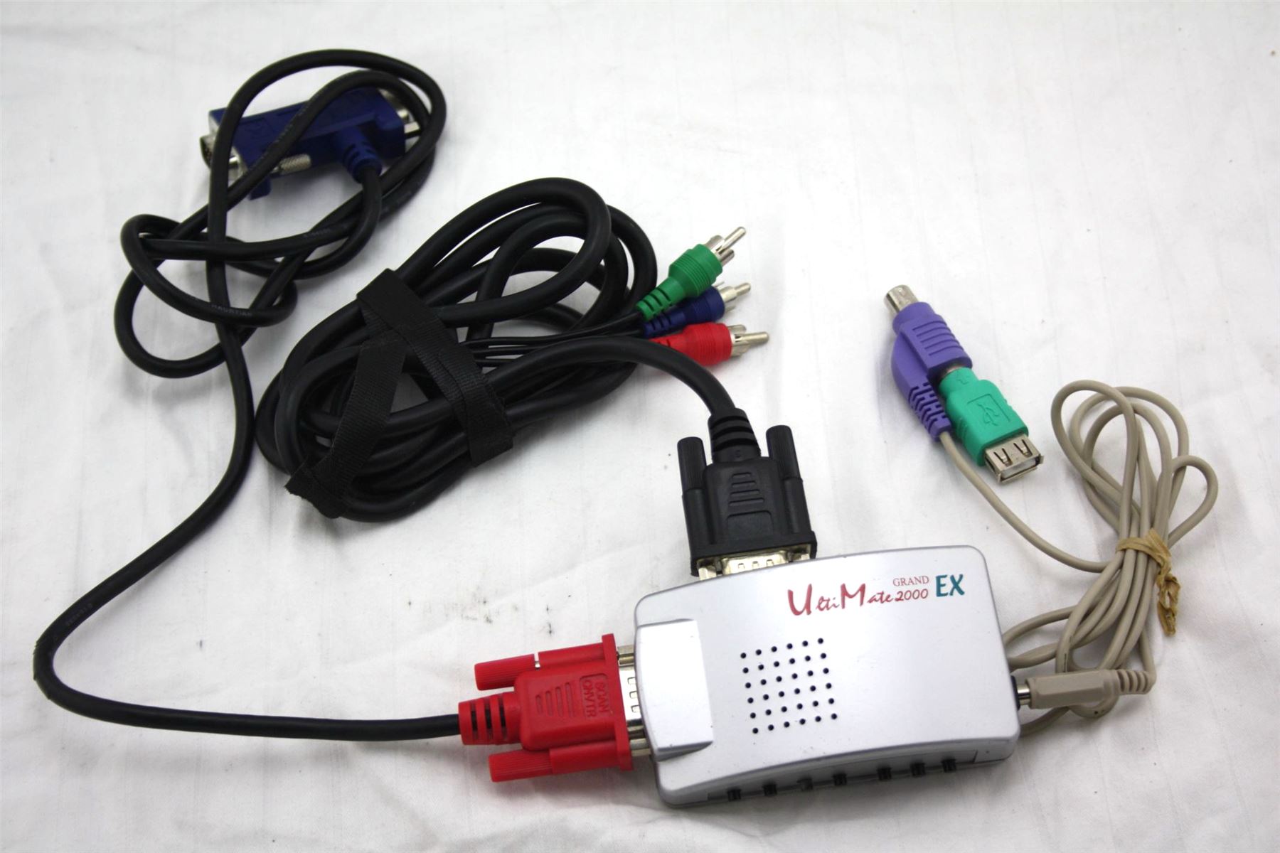 Grandtec PC to TV GPX2000 Adapter Component Connector W/ Cables GTM-2000