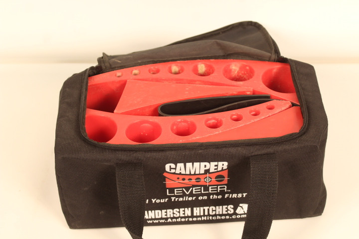 Anderson Hitches Camper Leveler