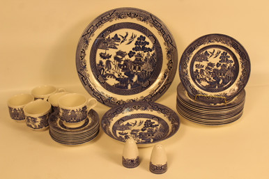 Vintage Churchill England Willow Pattern China