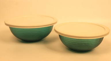 Vintage Teal Basketweave Pyrex bowls w/Lids