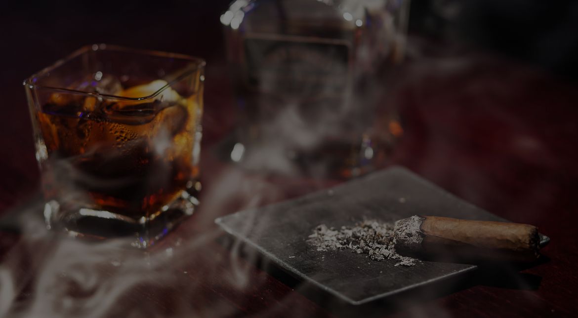 Pairing Cigars with Whiskey 101: The Ultimate Guide - Atlantic Cigar Co