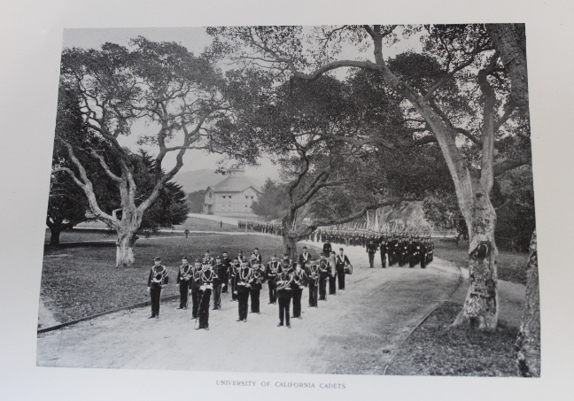 An Illustrated History of the University of California Berkeley 1895 ...