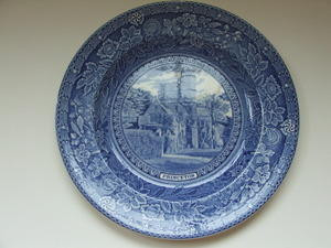 Princeton Wedgwood Plate Witherspoon Hall - Collectible Ivy
