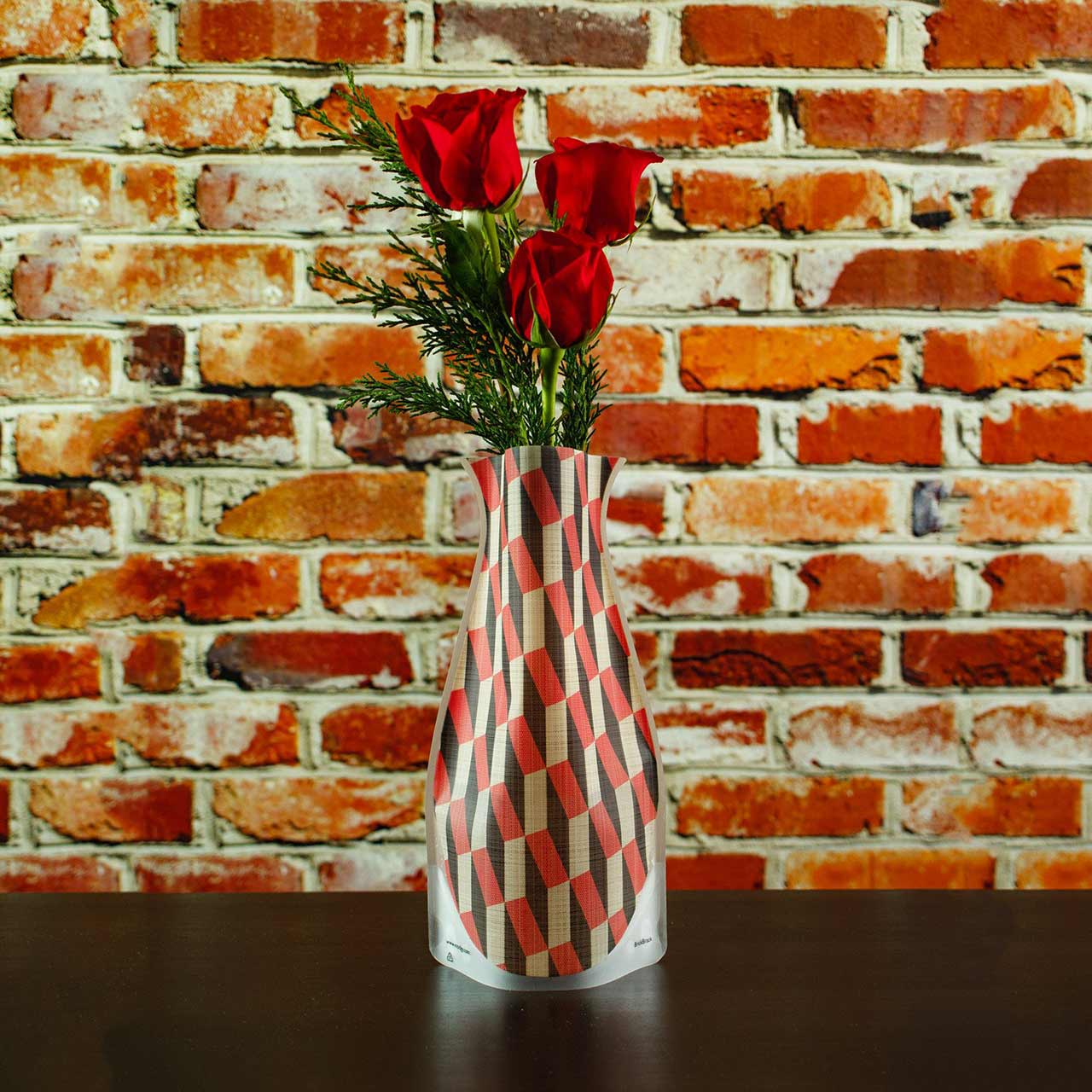 Modgy Expandable Vase BRICK BRACK | the design gift shop