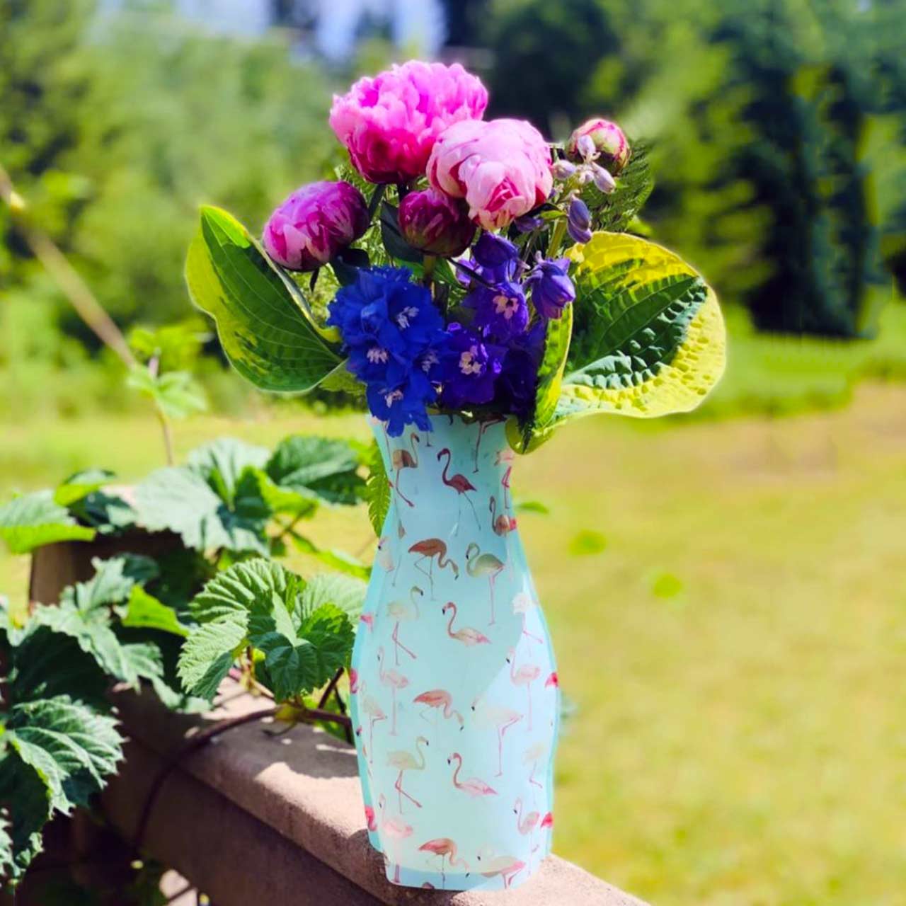 Modgy Expandable Vase PinkyDo | the design gift shop
