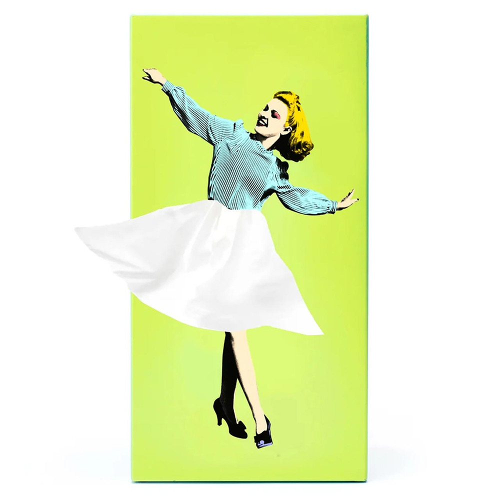 Tissue-Up Girl Tissue Holder Light Green | the design gift shop