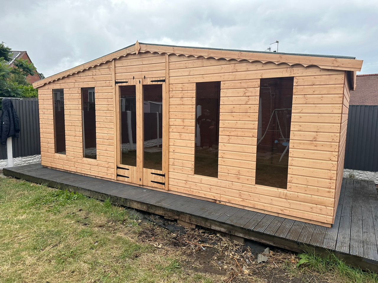 20x10 apex summerhouse double long window doors x4 single long windows ...
