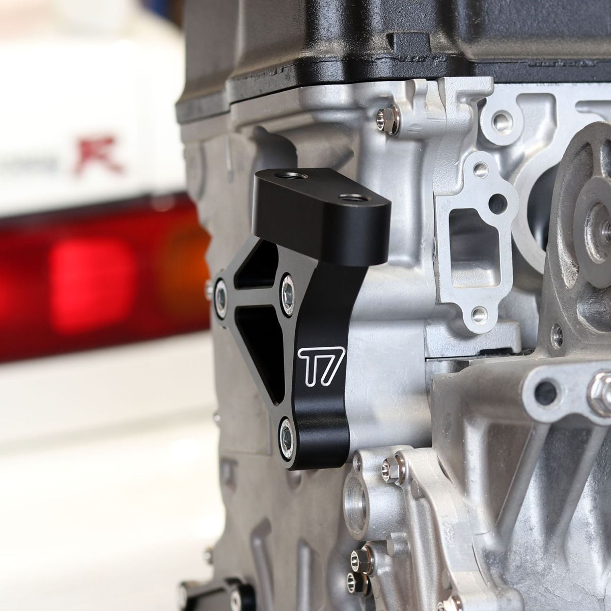 T7Design Honda K20 Front Post Mount Bracket Black