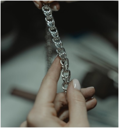 Why Are There Gold and Silver in Magnetic Bracelets? - Jeffrey Scott ...